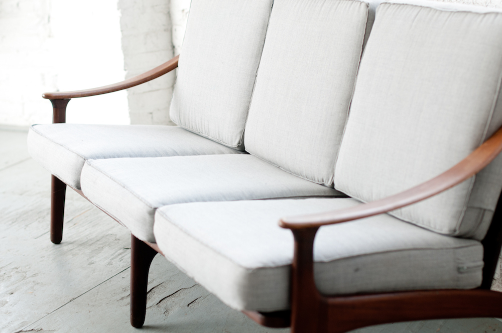 Liam Sofa | Patina - Patina